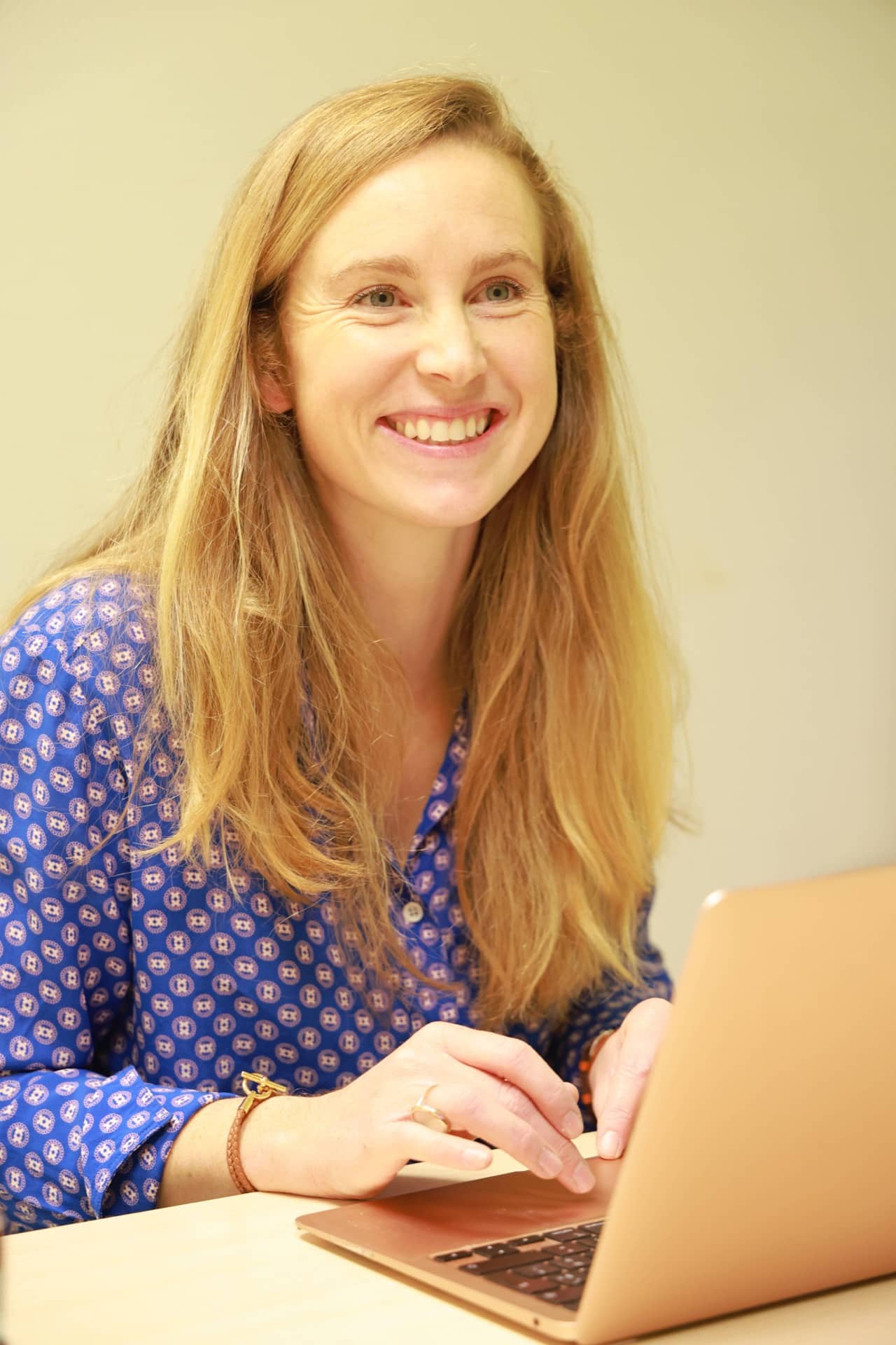 Otoplastie oreilles décollées Lille | Dr Julie Ellart